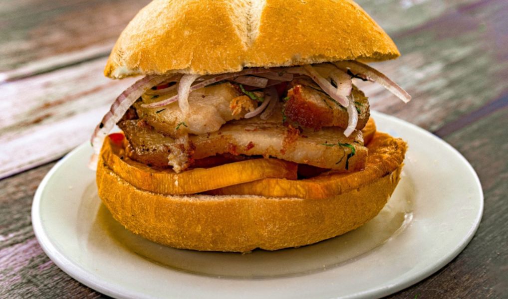 El pan con chicharrón más que un desayuno - El noticiero