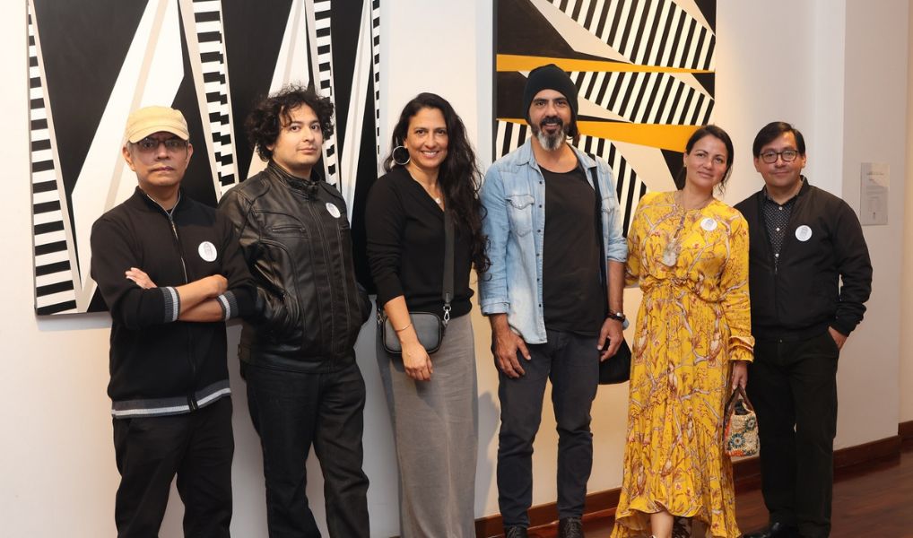 “Ausencia del color”: catorce artistas exploran la fuerza del blanco y ...